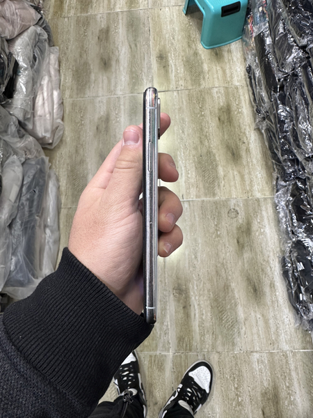 iPhone X white 256gb turbo sim