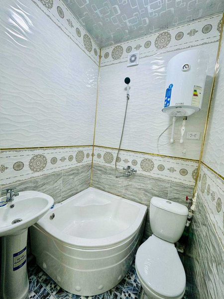 1 xonali 36m² 4-qavat uy sotiladi