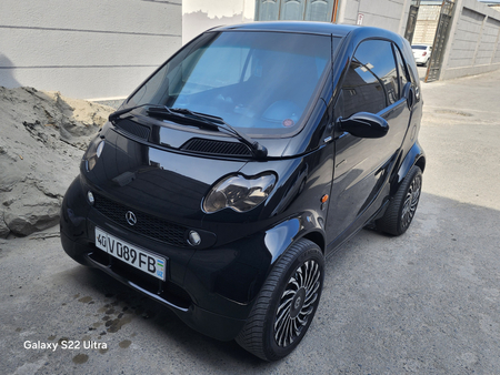 Mercedes Benz smart car coupe trubina 0.7 kub mator
