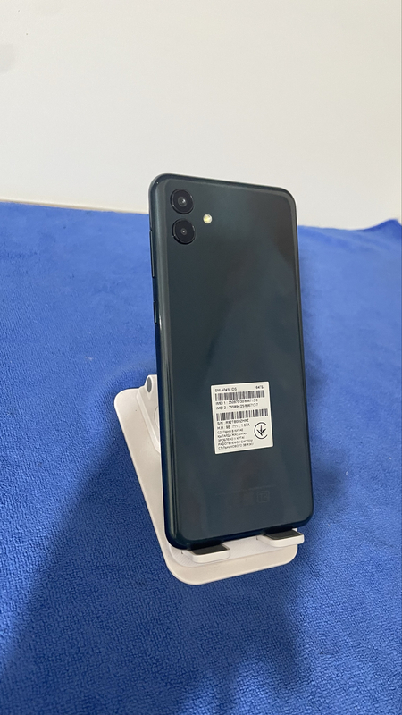 Samsung Galaxy A04 sotiladi