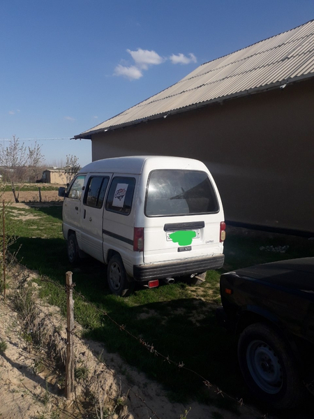 Damas qulay narx va yaxshi holatda maʼqul boʻlsa kelishtirib beriladi
