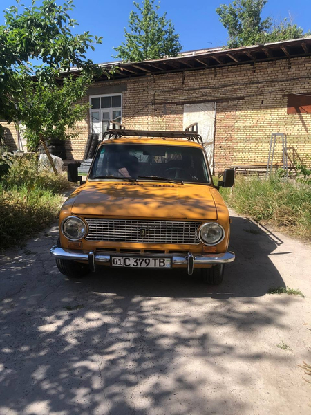 Жигули 2102 машина