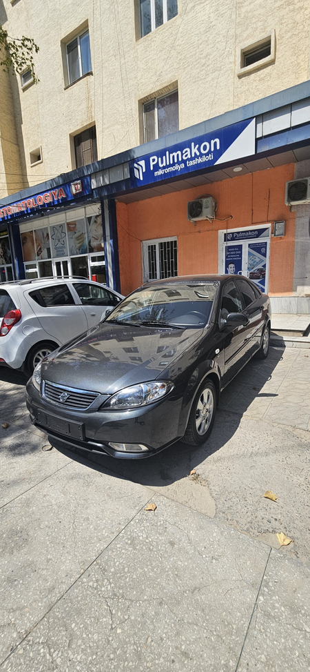 Продаю свою машину  Gentra Ravon