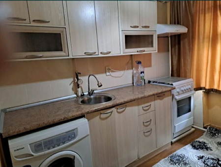 Бобура 1/1/4 Продаётся не торец с обстановкой