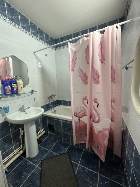 Аренда Айбек м 4х ком 6этаж 9этажка 650$