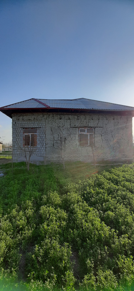 Срочно ховли сотилади
