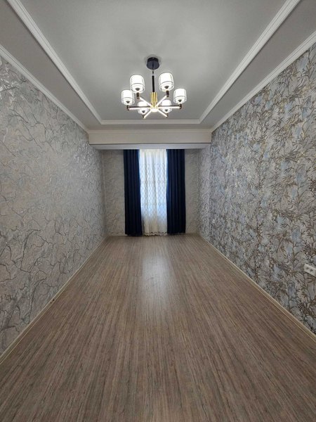 2 xonali 85m² 8-qavat sotiladi.