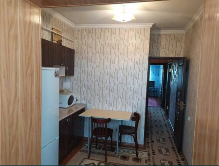 Продаётся 3в4/4/4 на Ц-5 не торец с обстановкой