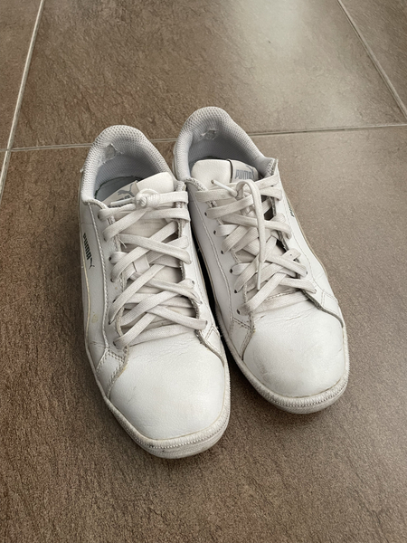 Кроссовки Puma.