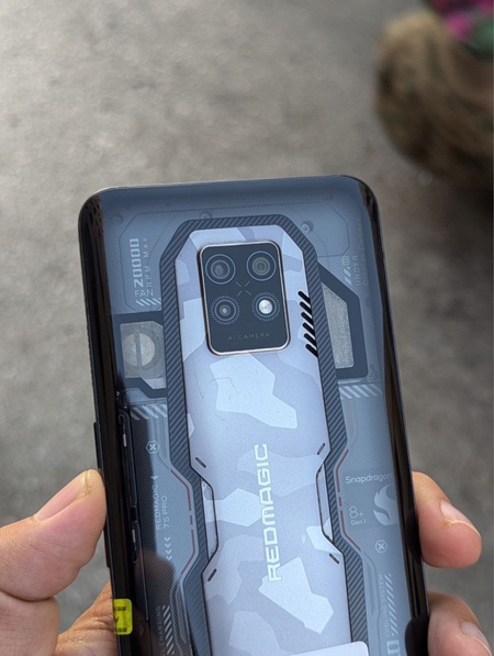 Zte redmagic 7s pro (18/512 165ghz экран)