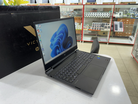 Hp victus core i5 12 avlod full komplektda haqiqiy igravoy model