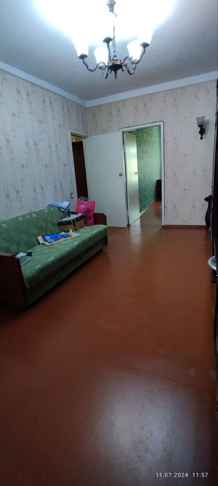 Buyuk Ipak Yo\\\'li, (Максим горкий) метро. 2 xonalik uy sotiladi. Продае