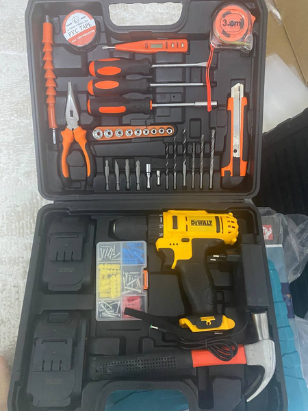 DeWALT XR li ion  24V