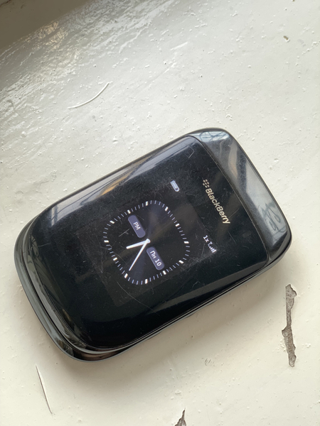 BlackBerry 9670 USA Original