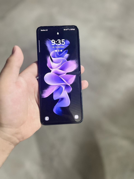 Samsung z flip 3  5G