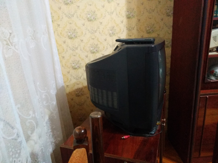 Телевизор Самсунг в рабочем состоянии