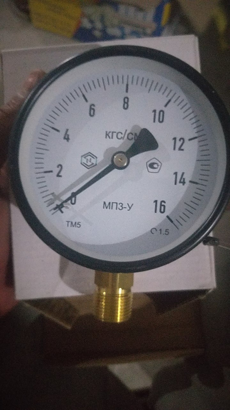 Манометр, термометр Д=10см янги каробка
