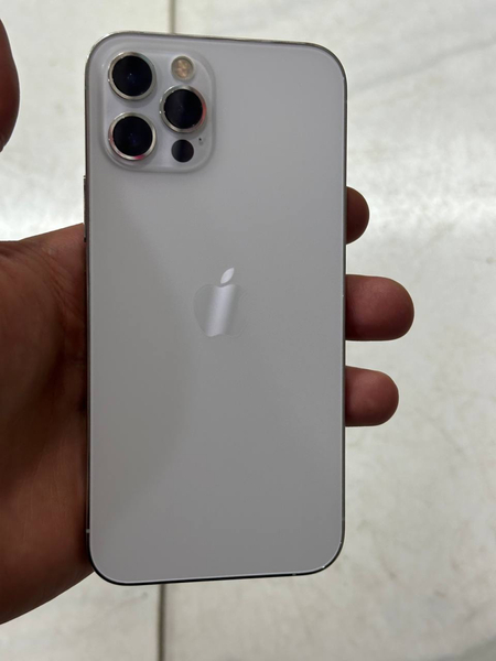 Iphone 12pro 256 sotiladi srochna