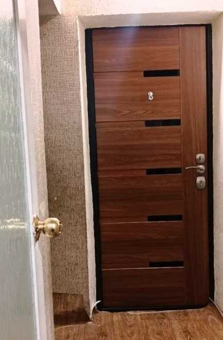 Спецплан, 4/3/5, кирпич, 120 м², 2 санузла. Нукусская, бутик Гламур