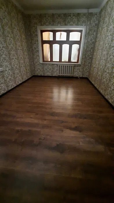 A.Yugnakiy Kvartira sotiladi 2/1/5 balkon2×6 Ipoteka xizmatlari mavjud