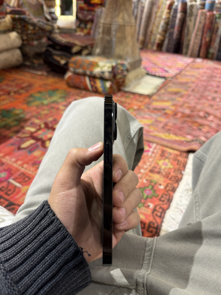 Iphone 14 pro 90% black