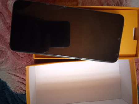 Realme C11 sotiladi