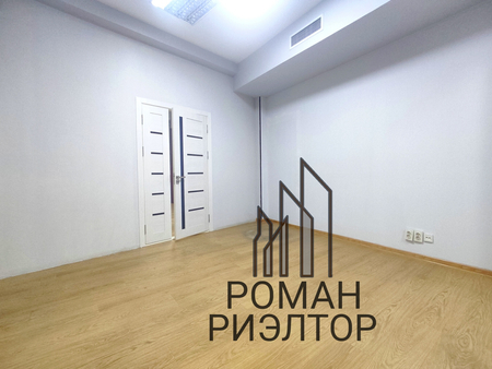 Аренда в бизнес центре 43м² возле Дархан авеню
