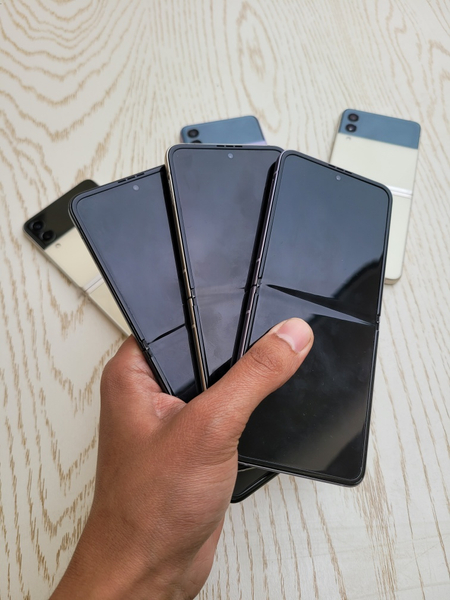 Samsung Galaxy Z Flip 3 (5G). OzU 8/256 GB. Snapdragon 888. Skidka No1