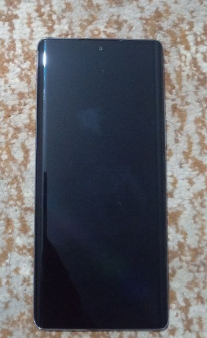 Xonor 9 A 128gb sostayana idial hama narsasi bor