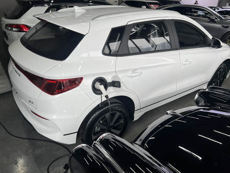 BYD E2 2024 oq seriy