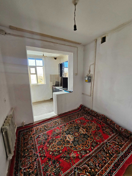 2 xonali 58m² 4-qavat sotiladi.
