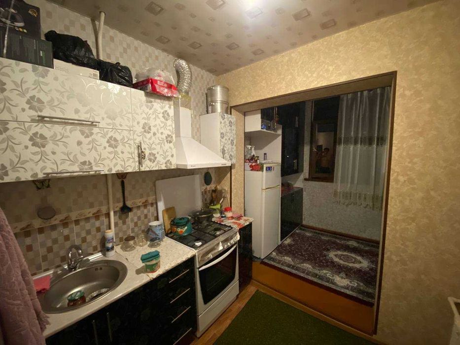 V4050 Чорсу масиф гулобод Ц26 3/4/4 70м2 Средний ремонт