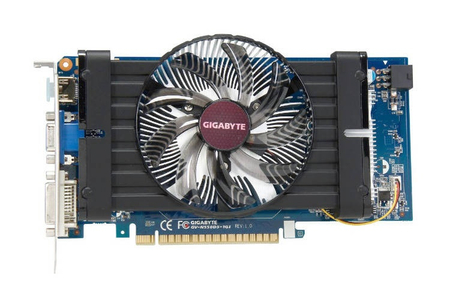 GTX 550 ti 1 gb 192 bit DDR5 sotiladi