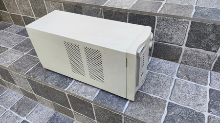UPS ИБП  MasterGuard GuardLine 1000