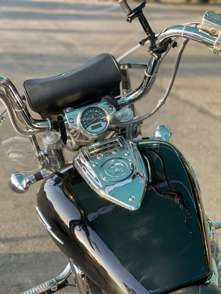 Продам Honda VTX 1800