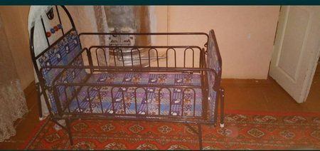 Продается детская кроватка,и качеля