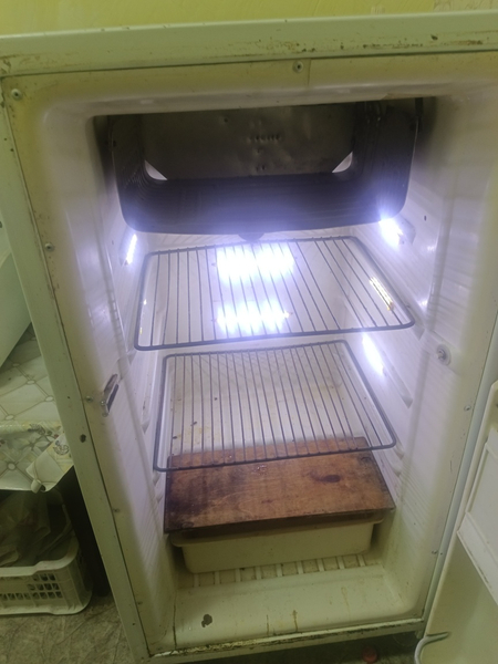 Продам холодильник оазиз