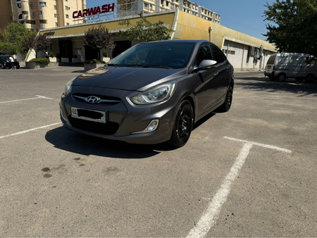 Hyundai Accent 2011