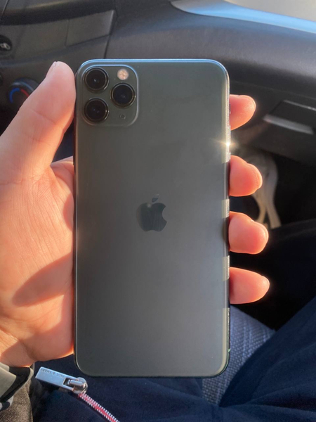 Iphone 11 pro max idyal holat yaxwi