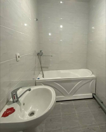 Продается 81,79м² ЖК Hilmar 3/9/12 ор-р ЖК Ozbegim аэропорт