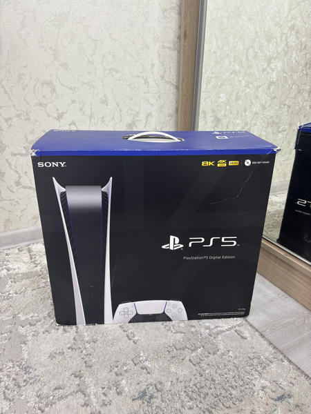 PS5 без дисковода в идеальном состоянии