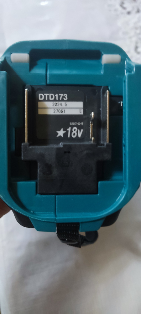 Прадается Makita DTD173z модель новая производитель япония я