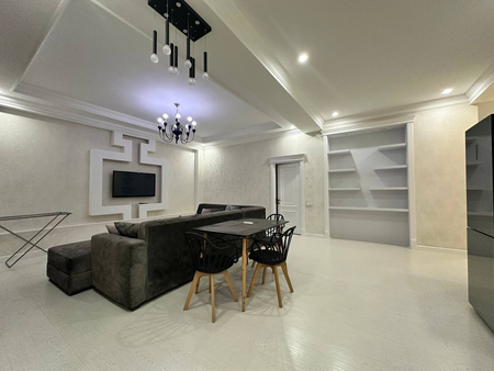 *Центр. Новостройка. 100 м²