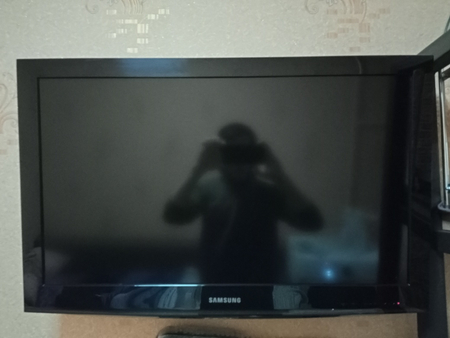 Телевизор плазменный Samsung 32 дюйма