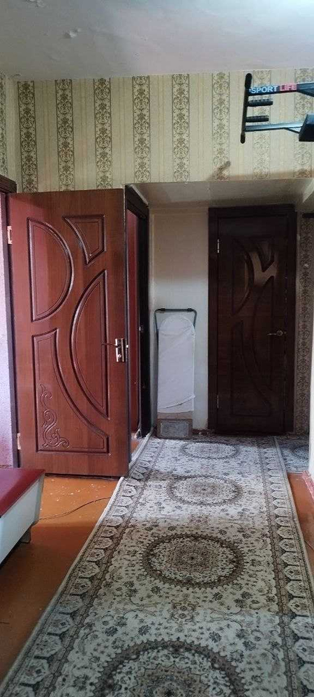 Продаётся квартира в Сергелийском районе (янгихаёт) 3х комнатная