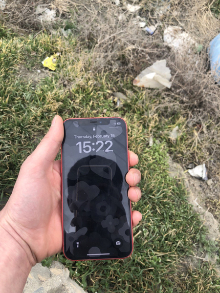 Iphone 12   64gb ideal