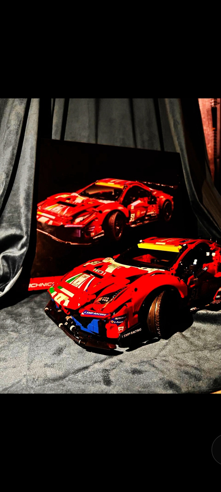 Конструктор - LEGO TECHNIC Ferrari 488 GTE.