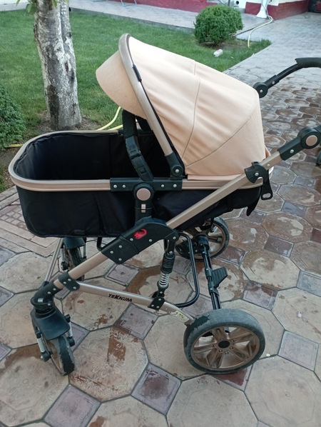 B/u Kalyaska va velokalyaska sotiladi.