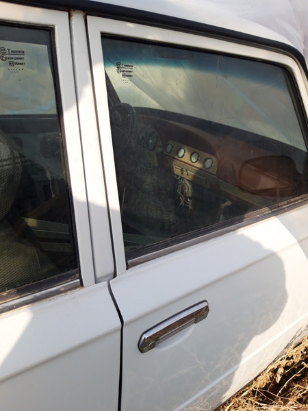 Vaz 2101 ..0dan yegildi.