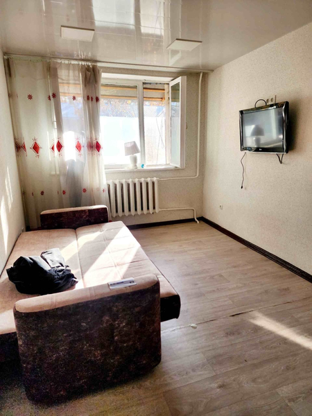 Продажа Срочно Чиланзар 2 кирпич 1/4/4 Аллея Гагарина!